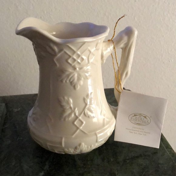I. Godinger & Co. | Dining | Pitcher I Godinger Co 6 Porcelain | Poshmark